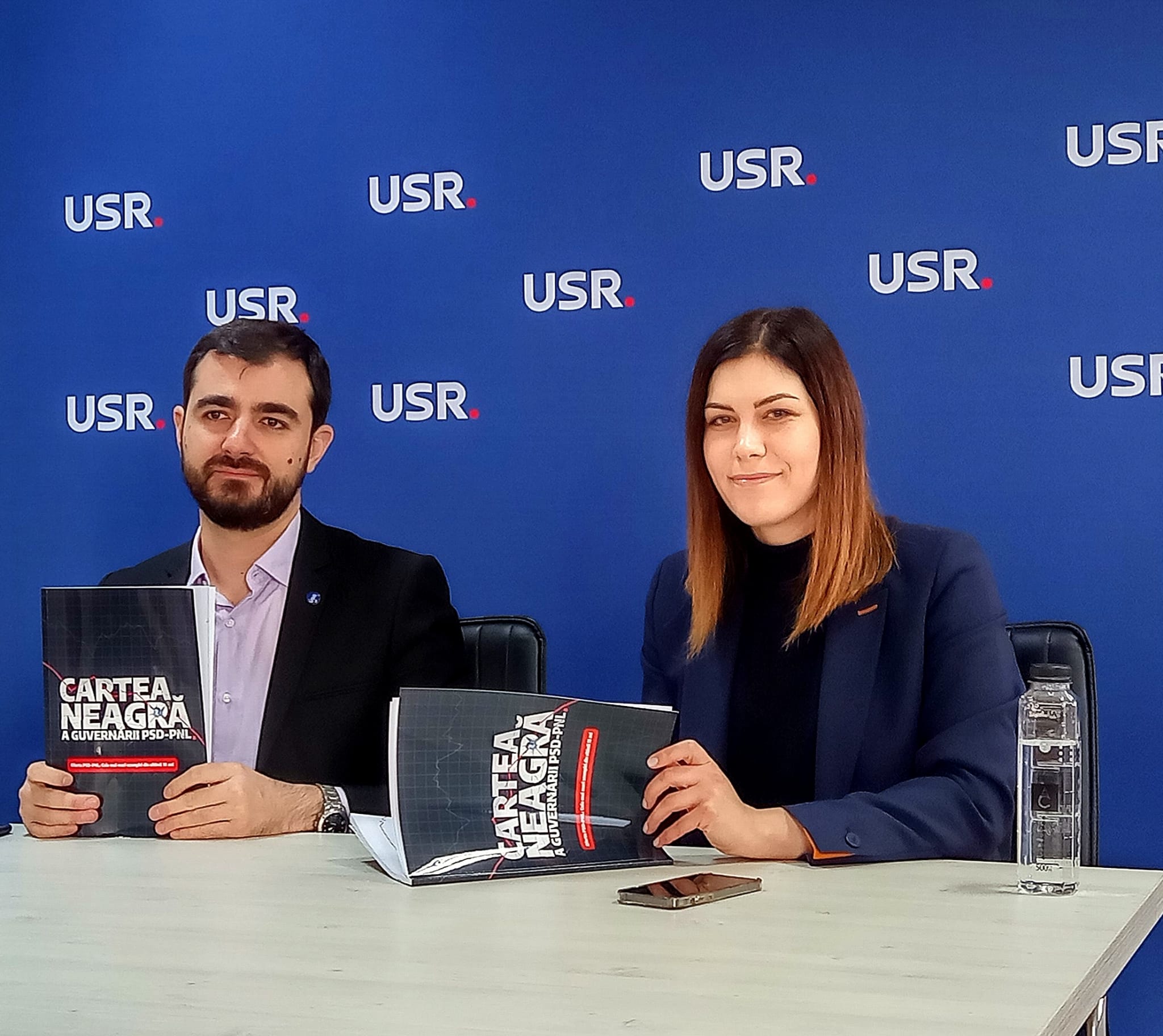 Deputații USR Claudiu Năsui și Cristina Prună au prezentat la Bârlad ...